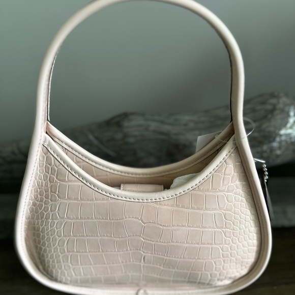 Coachtopia | Bags | Coach Coachtopia Ergo Bag Croc Embossed Coachtopia Leather Bag Cloud Nwt ...